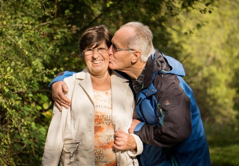 GrandBoomers.com - The magazine for baby boomers!